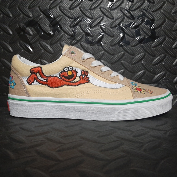 Vans | Shoes | Vans X Sesame Street Old Skool Elmo Vn007nt7vj Size 65 ...